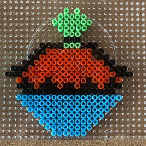 Disney Perler Bead Keychain Ideas {Cute cupcakes inspired by Mickey and ...
