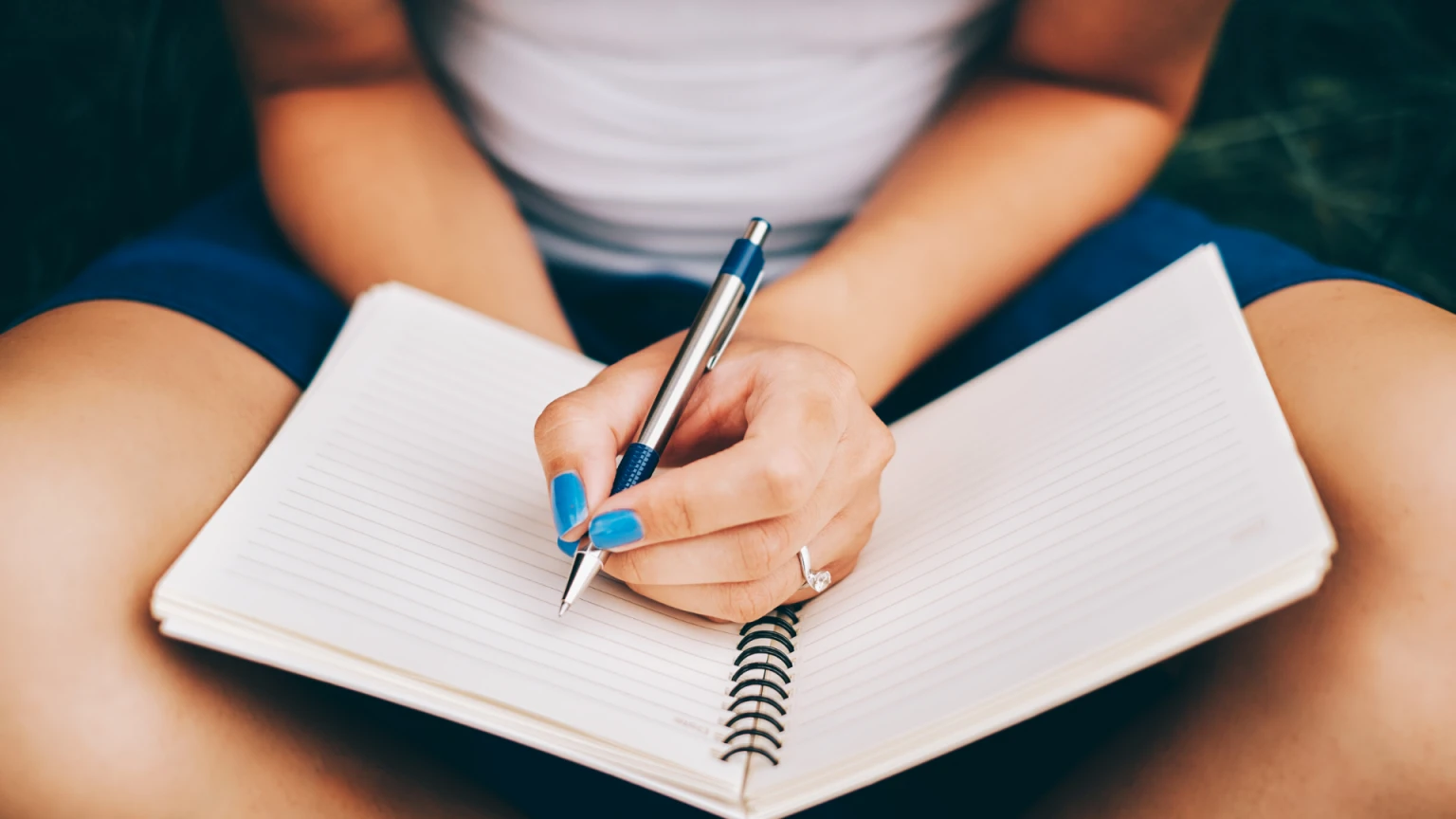 How to Use Expressive Writing for Emotional Pain - The 6 Powerful Steps ...
