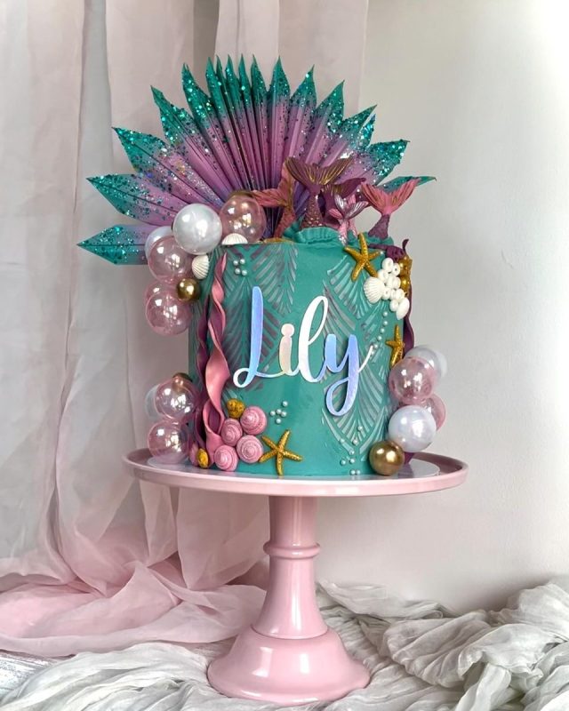 Make Waves with These Magical Mermaid Birthday Cakes