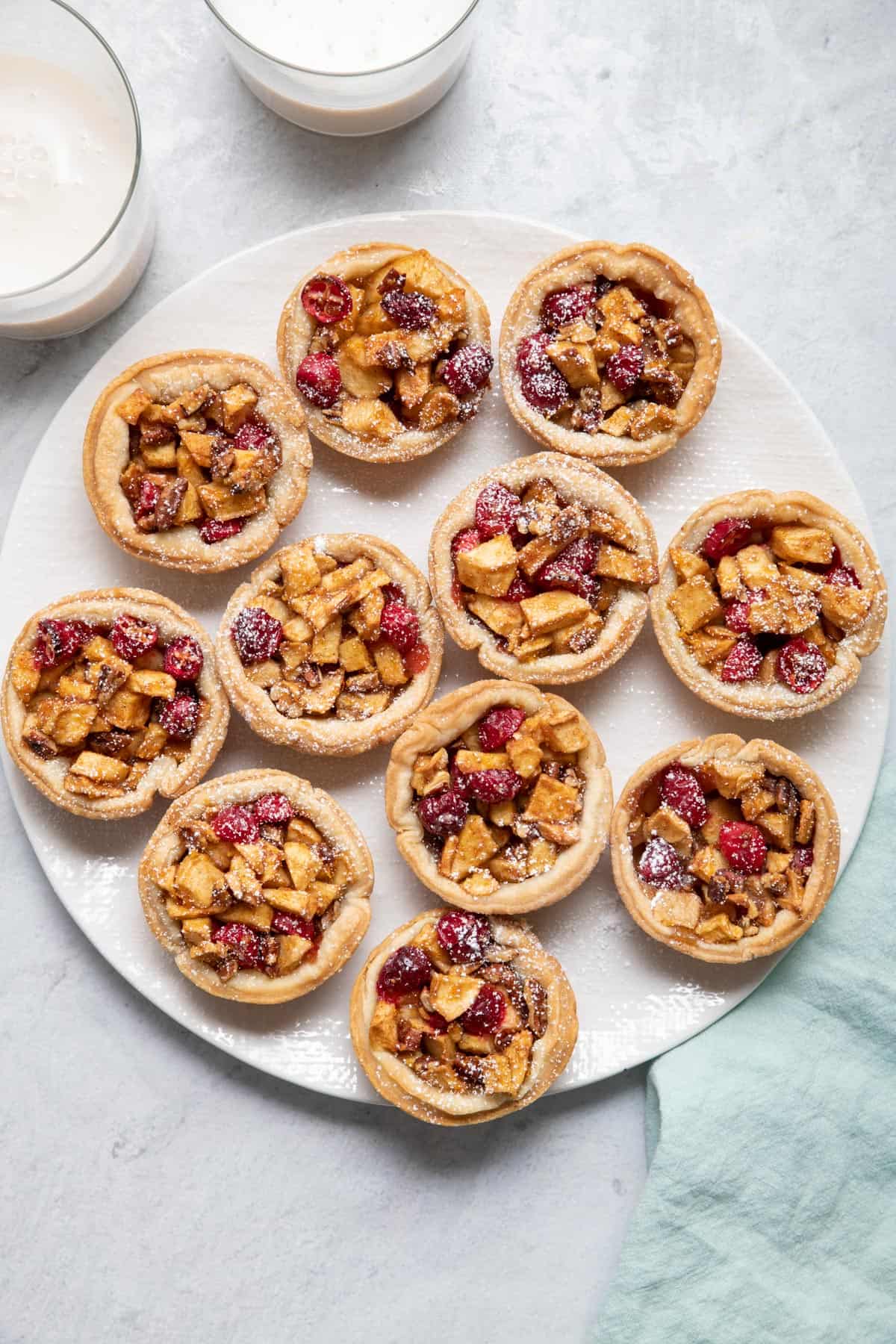 Tiny Treats: Irresistible Mini Pies for Any Occasion!